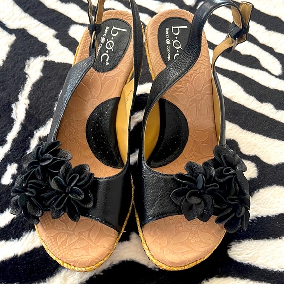 boc | Shoes | Boc Black Leather Wedge Sz 8 | Poshmark